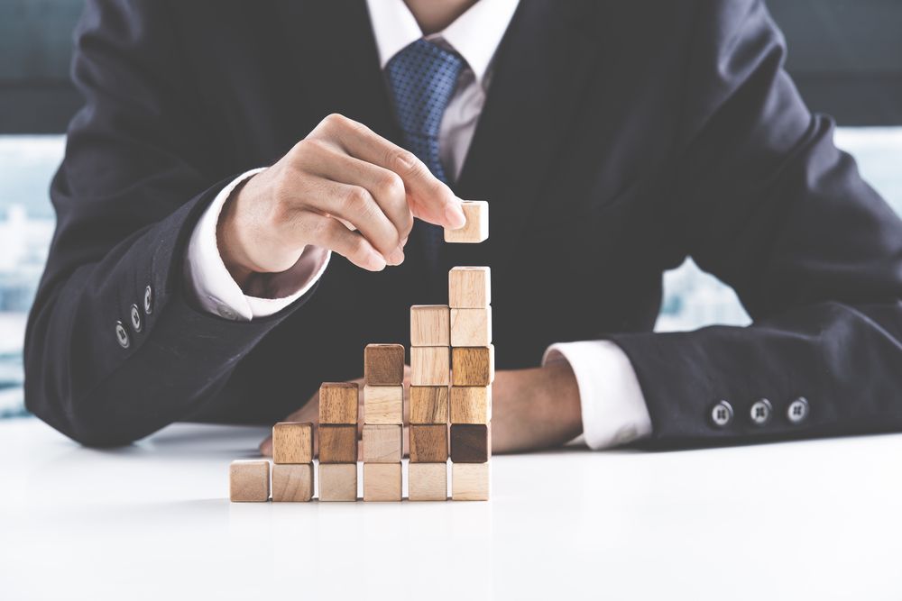 The multi-tiered law firm partnership system: pros and cons | The ...